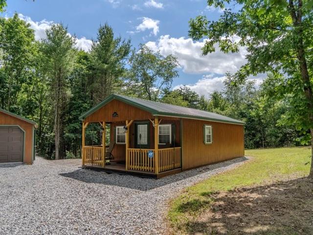 Reynoldsdale Rd, New Paris, PA 15554