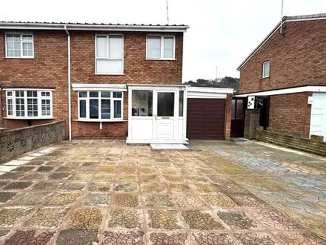Reynoldstown Road, Birmingham, B36 8UJ, United Kingdom | 3 bed duplex for rent #137931917 | Rentberry