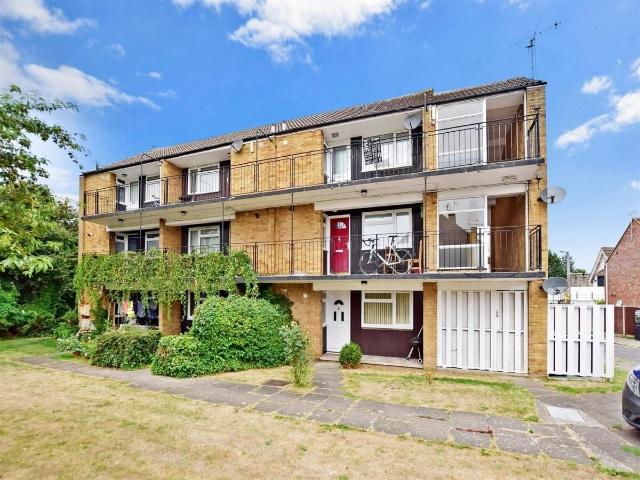Rhodaus Close, Canterbury CT1, 1 bed flat to rent, £900 pcm | PrimeLocation