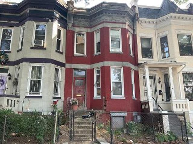 Rhode Island Ave NE