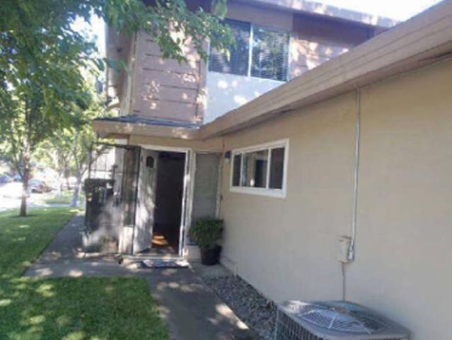 Rhode Island Dr Apt 2