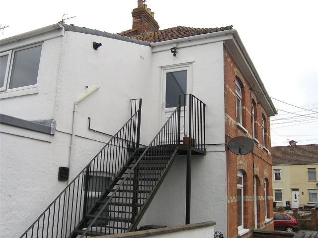 Rhode Lane, Bridgwater, Somerset TA6, 1 bed flat to rent, £895 pcm | PrimeLocation