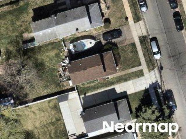 Rhodes Ave