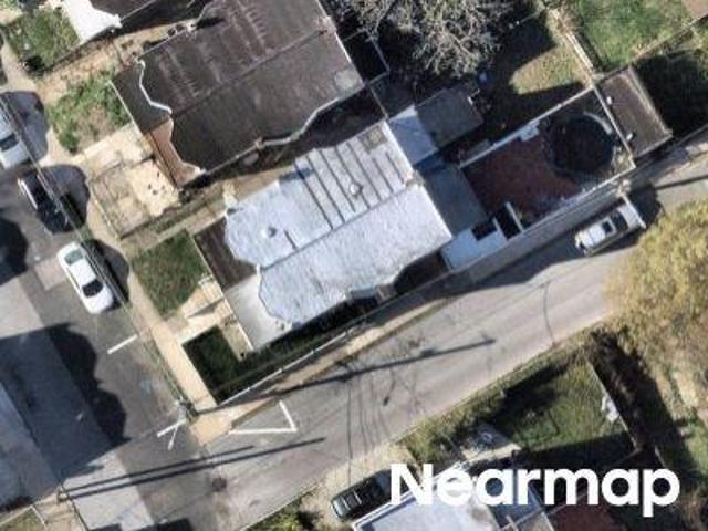 Rhodes Ave