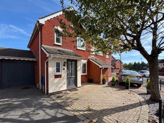 Rhodfa Sweldon, Barry, 3 Bedroom Semi detached