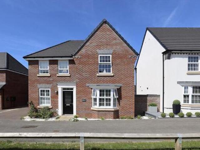 Rhodfa´r Hurricane, St Athan, 4 Bedroom Detached