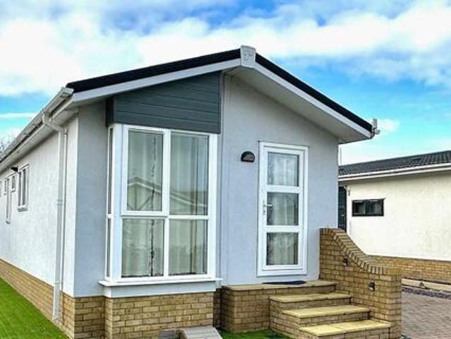 Rhododendron Close, Herne Bay, 2 Bedroom Park