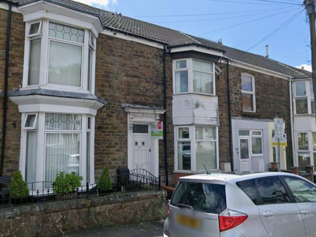 Rhondda Street Room 1