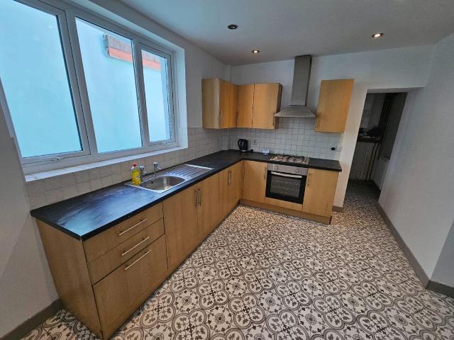 Rhondda Street, Swansea SA1, 3 bed terraced house to rent, £1,100 pcm | PrimeLocation