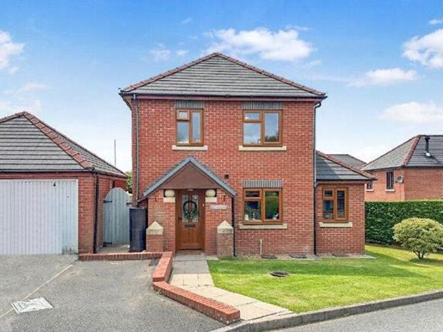 Rhos Y Maen Uchaf, Llanidloes, 3 Bedroom Detached