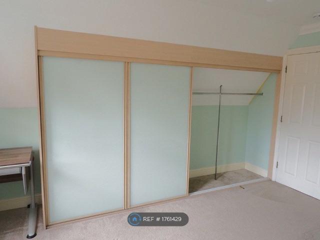 Rhapsody Crescent, Brentwood CM14, Room to rent, £1,300 pcm | PrimeLocation