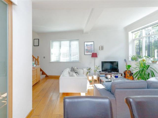 Rheidol Mews, London, N1