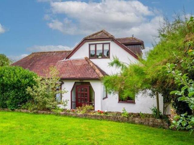 Rhiew Revel Lane, Pant, 4 Bedroom Detached