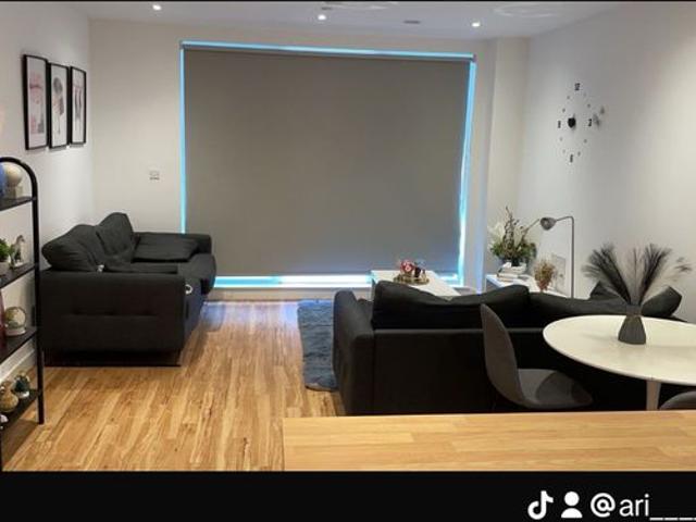 Rhikkeh Has an Apartment