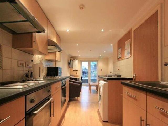 Rhymney Street,cathays,7 Bedroom Terraced