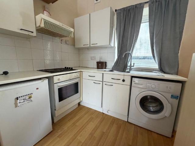 Rhymney Terrace, Cathays