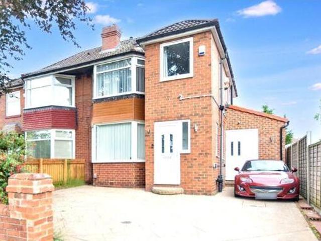 Ring Road, Crossgates, 4 Bedroom Semi detached