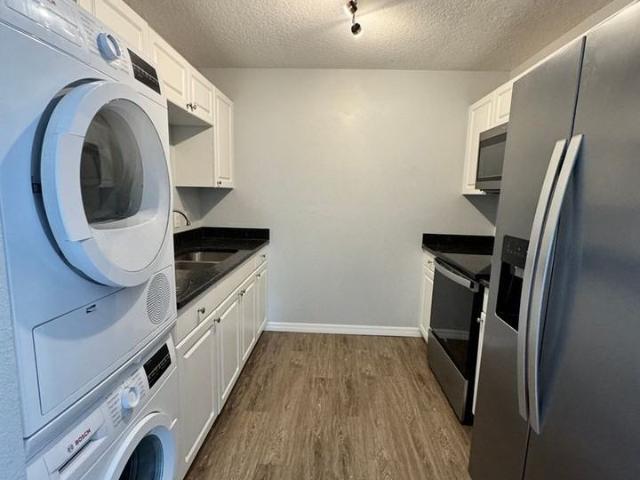 Ringling Stevenson 1 Bedroom Apartment for Rent at 1060 Indian Beach Dr, Sarasota, FL 34234
