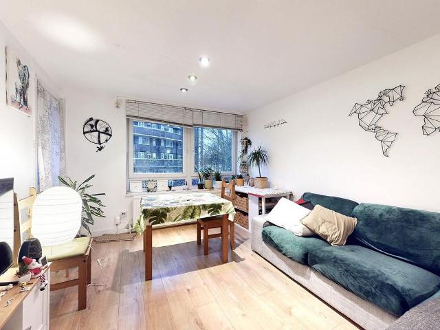 Ringmer Gardens, London N19, 1 bed flat to rent, £1,600 pcm | PrimeLocation