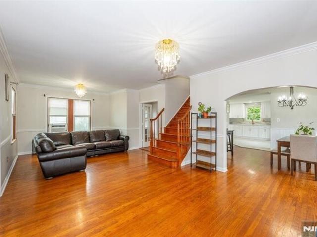 Ringwood Ave, Wanaque, Home For Sale