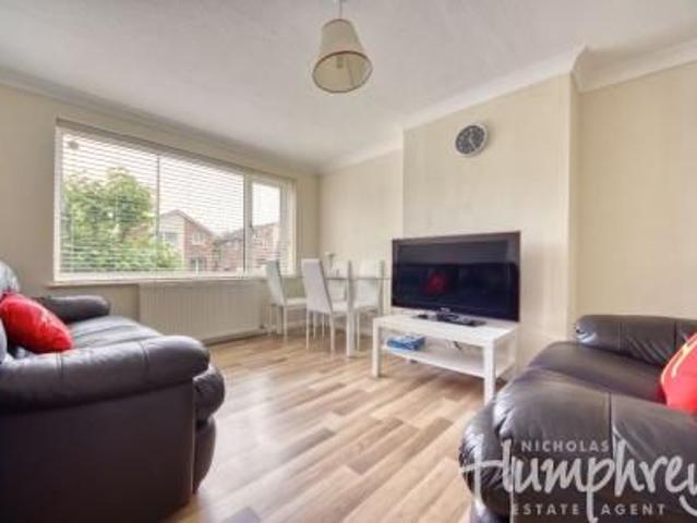 Ringwood Close