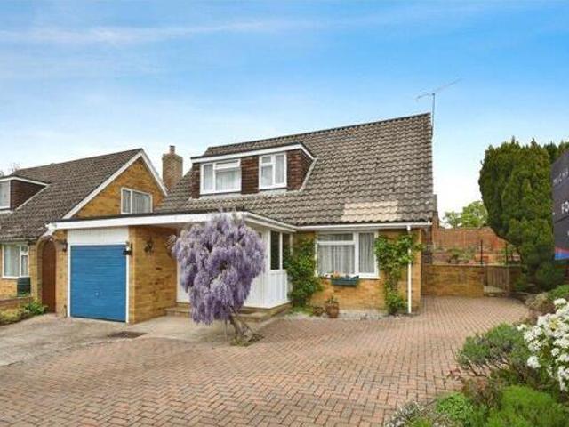Ringwood Drive, North Baddesley, 3 Bedroom Detached