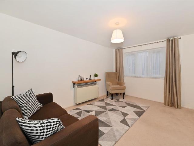 Ringwood Gardens, Isle Of Dogs E14, 1 bed flat to rent, £1,750 pcm | PrimeLocation