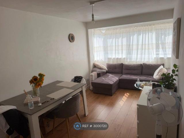 Ringwood, London N22, 1 bed flat to rent, £1,450 pcm | PrimeLocation