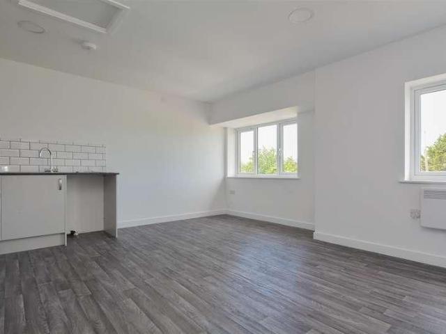 Ringwood Road, Ferndown, BH22