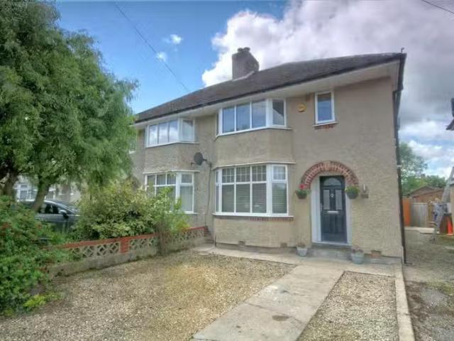 Ringwood Road, Headington, OX3 3 bed semi detached house for s.