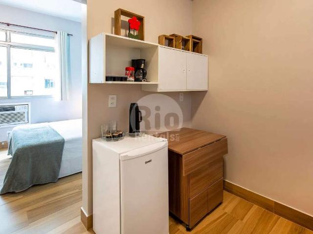 Rio Rentals 021 C002 apartamento reformado em Copacabana