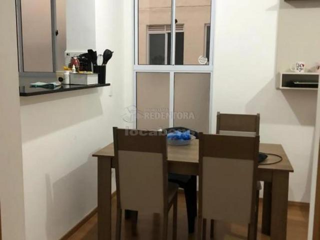Rio Uruguai Apartamento com 02 dormitórios