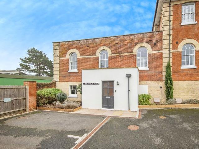 Ribbans Park Road, Ipswich IP3, 4 bed property to rent, £2,100 pcm | PrimeLocation