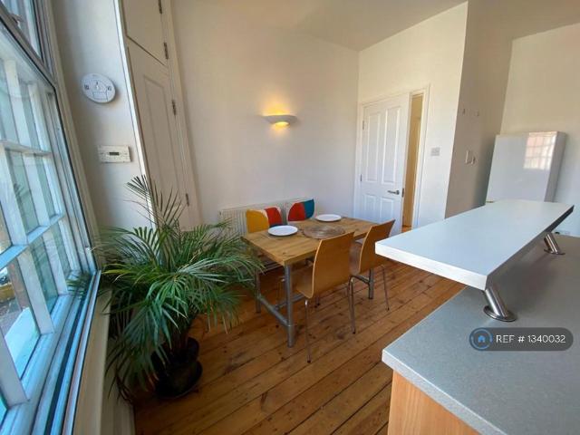 Ribbon Factory, Coventry, CV1 2 bed flat to rent £1,600 pcm £369 pw