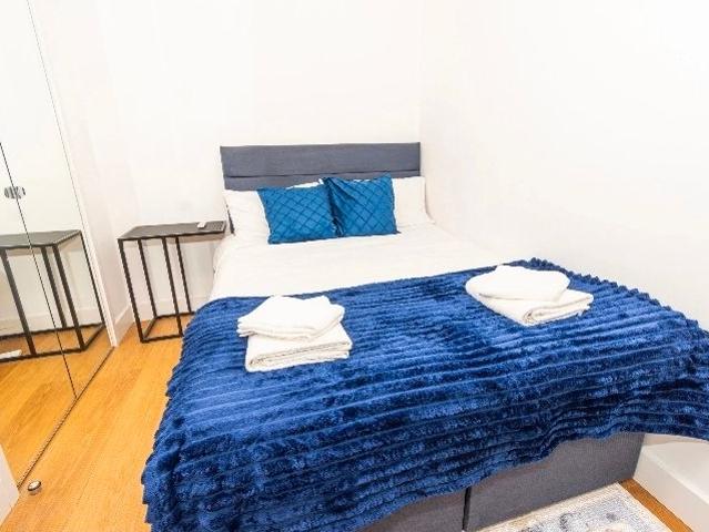 Ricardo Street, London E14, 2 bed flat to rent, £2,700 pcm | PrimeLocation