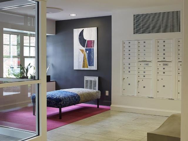 Ricardo 1 Bedroom Apartment for Rent at 811 E Armour Blvd, Kansas City, MO 64109 Central Hyde Park