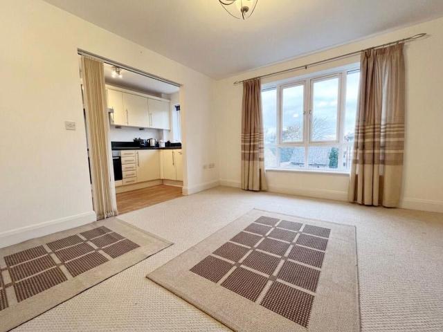 Richard Dodd Place, Slough SL1, 1 bed flat to rent, £1,250 pcm | PrimeLocation