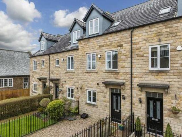Richard Gossop Court, Burley In Wharfedale, 3 Bedroom Town