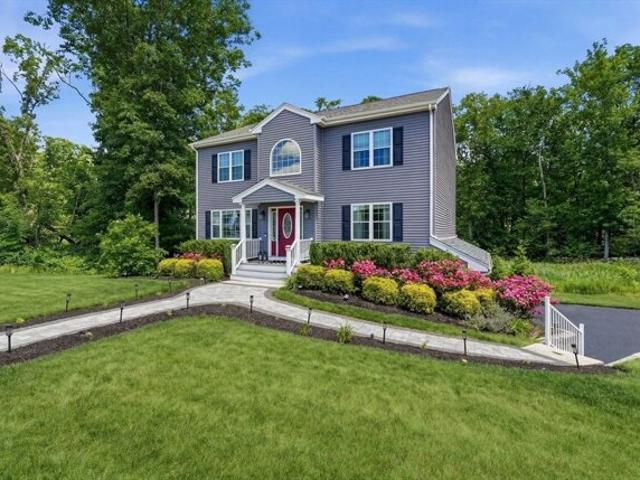 Richard K Stevens Dr, North Attleboro, Home For Sale