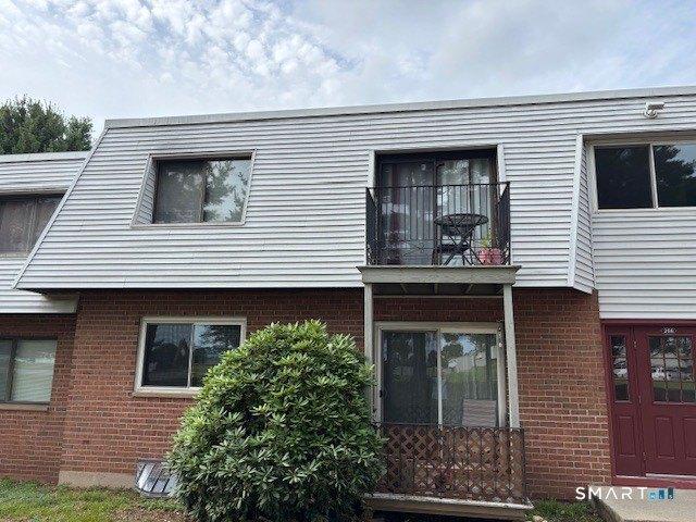 Richard St Apt,newington, Condo For Sale