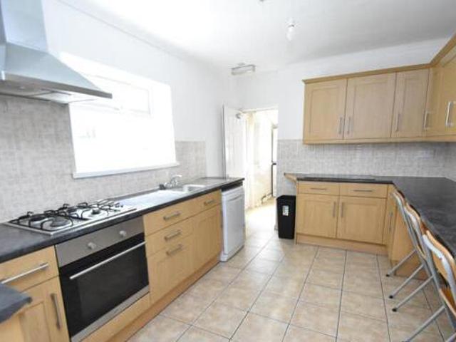 Richard Street, Cathays, 5 Bedroom House