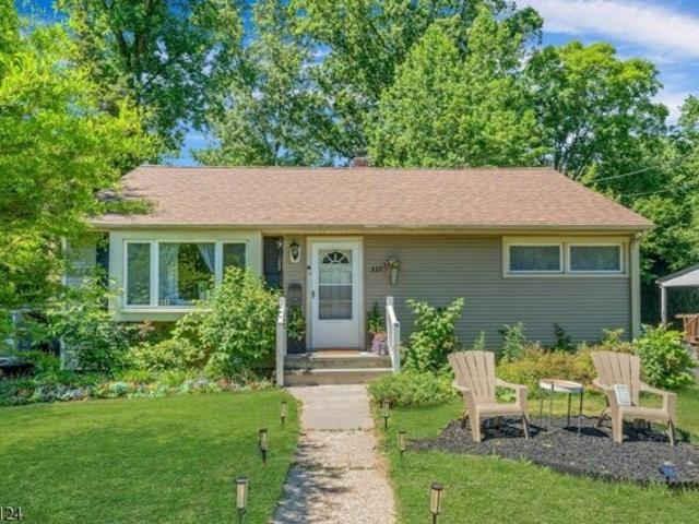 Richard Way, North Plainfield, Home For Sale
