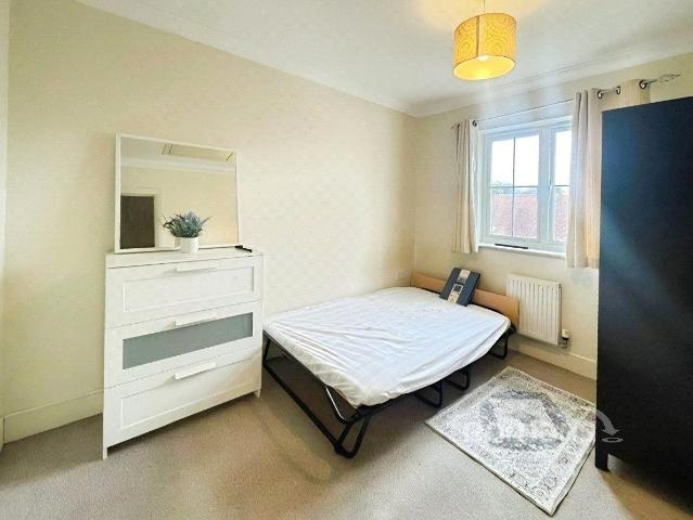 Richards Field, Chineham, Basingstoke RG24, Room to rent, £640 pcm | PrimeLocation
