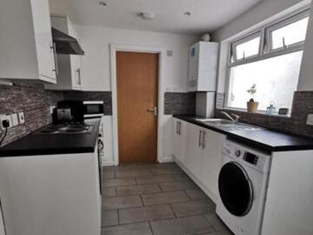 Richardson Street, Sandfields, 4 Bedroom House