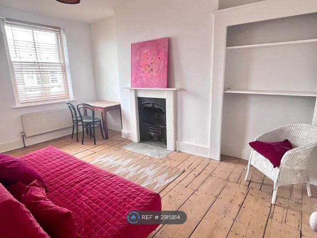 Richborne Terrace, London SW8, 1 bed flat to rent, £2,200 pcm | PrimeLocation