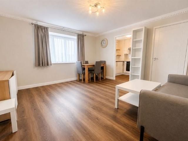 Richens Close, TW3, London
