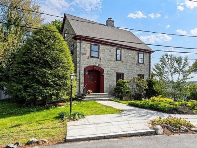 Richfield Rd, Arlington, Home For Sale