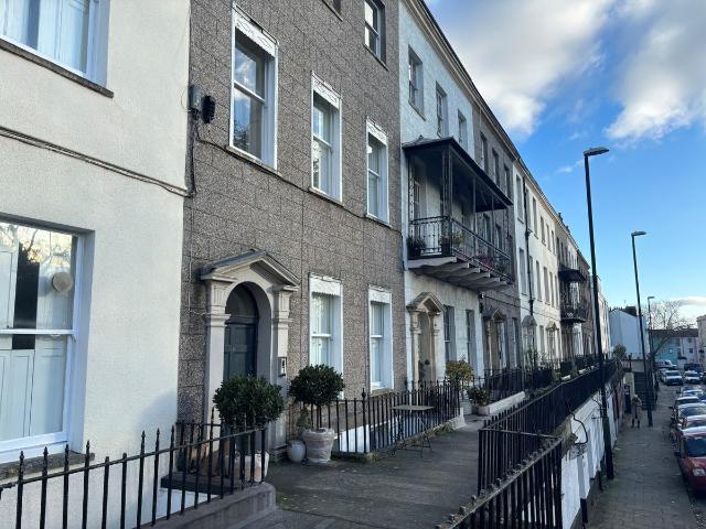 Richmond Terrace, Bristol BS8, 2 bed flat to rent, £1,550 pcm | PrimeLocation