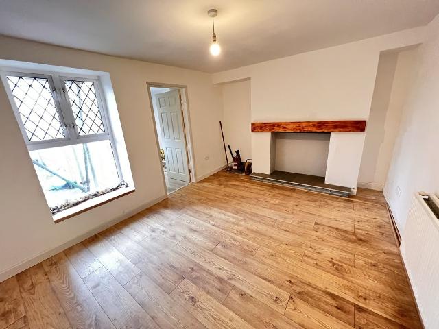 Richmond Terrace, Carmarthen, Carmarthenshire SA31, 1 bed flat to rent, £725 pcm | PrimeLocation
