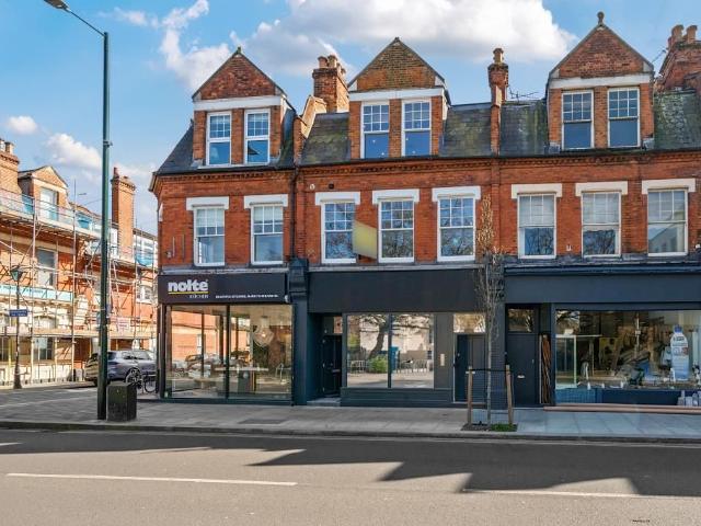 Richmond, Twickenham TW1, 1 bed flat to rent, £2,050 pcm | PrimeLocation